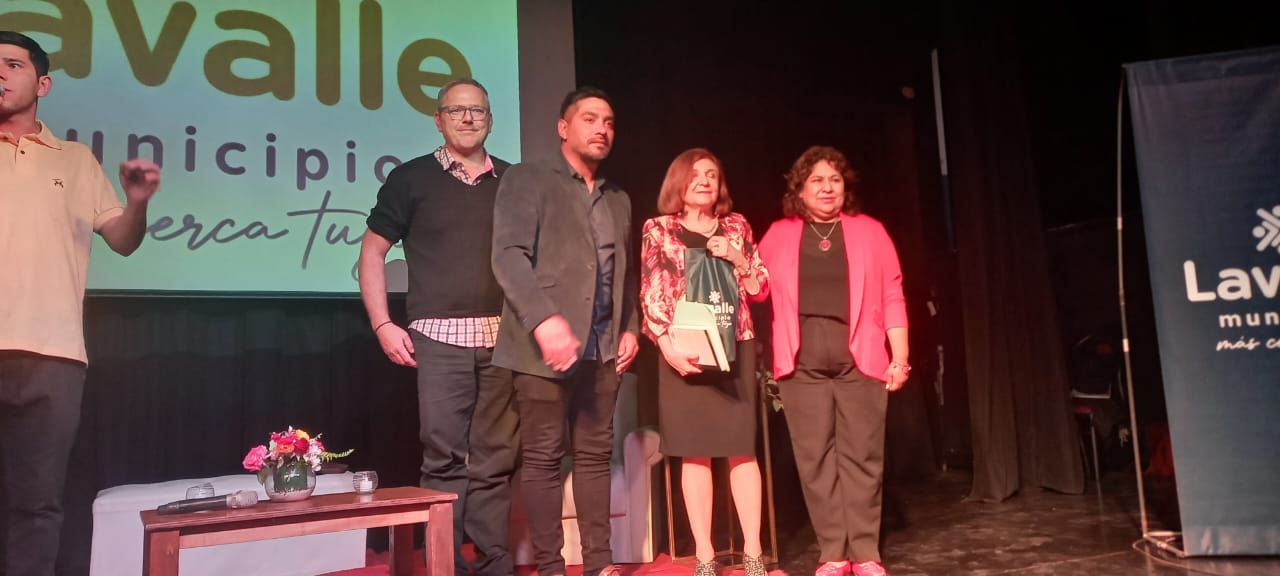 "Cuerpos resplandecientes" se presenta en la localidad de Lavalle ...